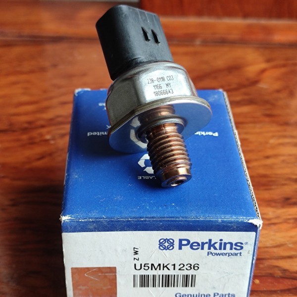 U5MK1236 238-0118 Perkins Engine Parts C4.2 C6.4 Fuel Pressure Sensor